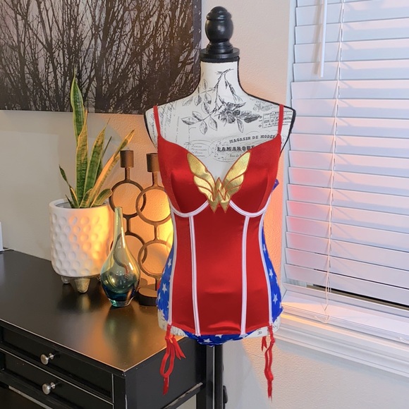 DC Comics | Intimates & Sleepwear | Dc Comics Wonder Woman Bustier Set ...